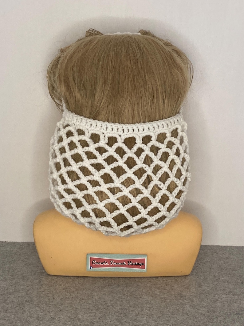 Handmade Crochet Half Snood in White - Etsy