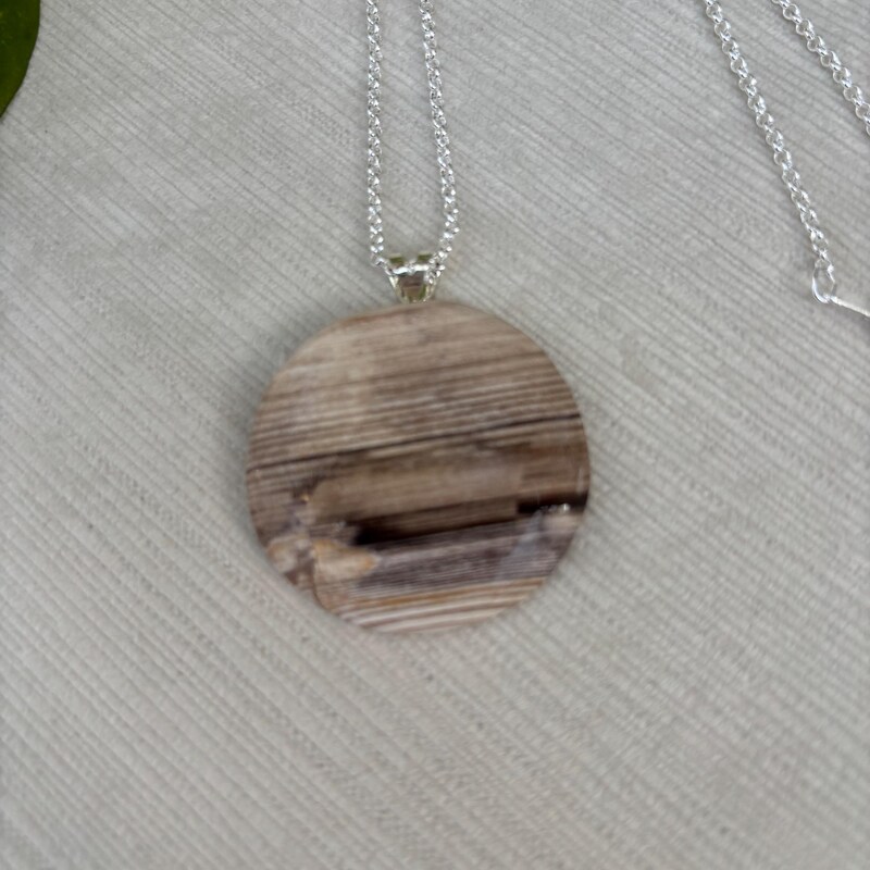 Round Wood Pendant - Etsy