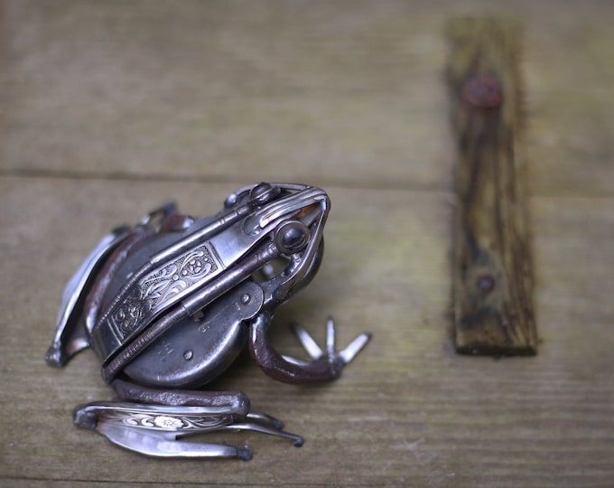 Frog Sculpture Recycled Metal Art A Bespoke Piece of Animal - Etsy UK