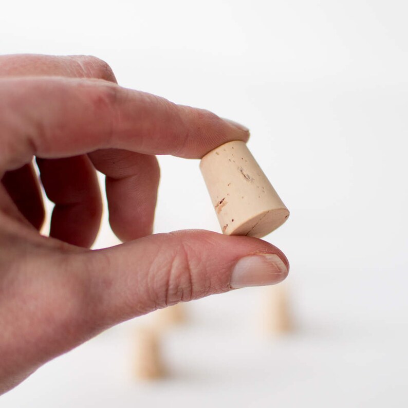 Natural Corks: Bottle Stoppers for Crafts and DIY Projects, Size #6 ...