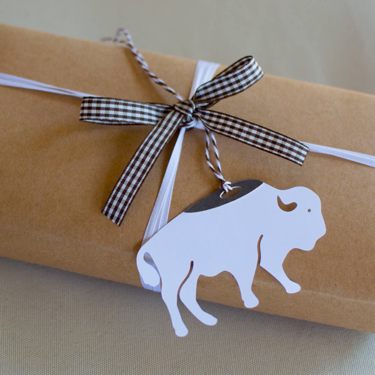 Buffalo Gift Tags Set of 8 White Buffalo Hang Tags | Etsy