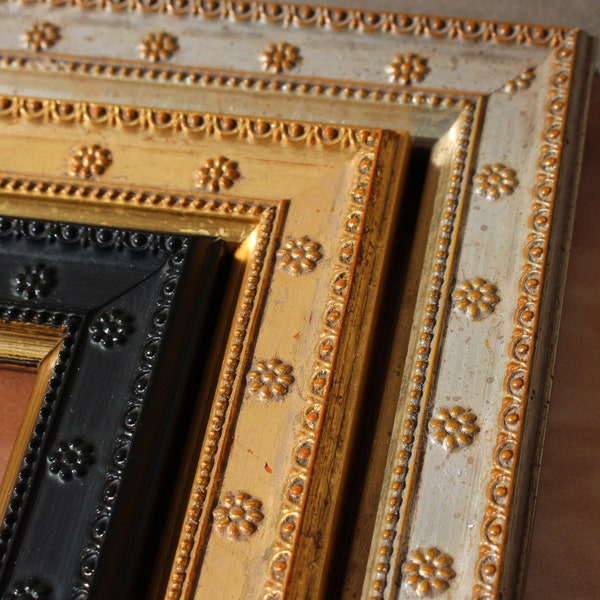 Wooden Hand Painted Bobbin Bobble Photo Frame - Etsy Canada