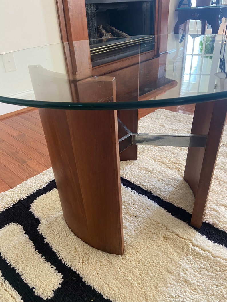 Mid Century Modern Round Radius End Table by Vladimir Kagan Walnut ...