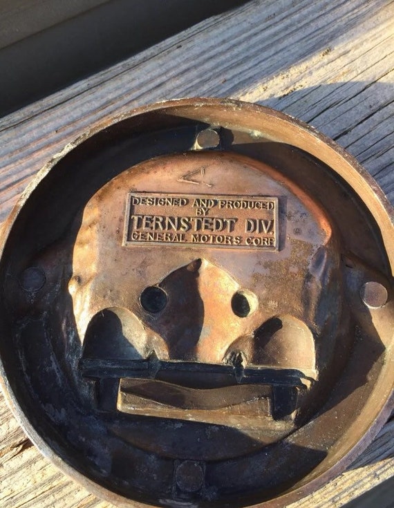 SALE - 1930's General Motors Vintage Ashtray "Who Ser… - Gem