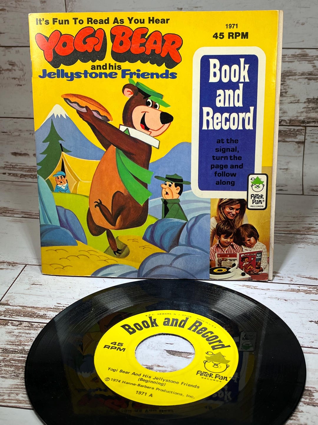 Yogi Bear and His Jellystone Friends, Book and Record Peter Pan 45 RPM ...