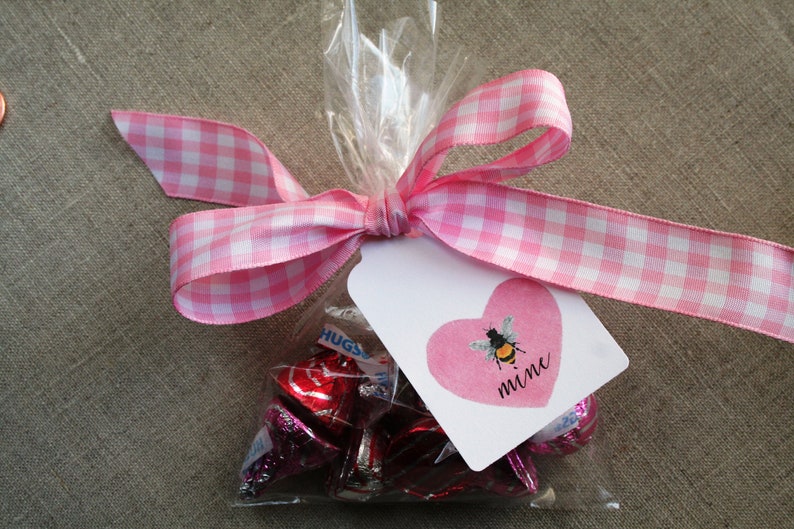Valentine's Day Gift Tags, Valentine's Day, Be Mine Gift Tags, Heart ...