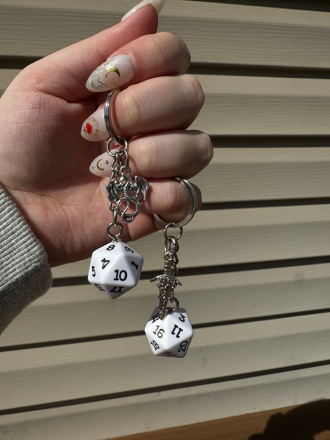 Dnd Dice Keychain With Charm | Dungeons & Dragons Keychain ...