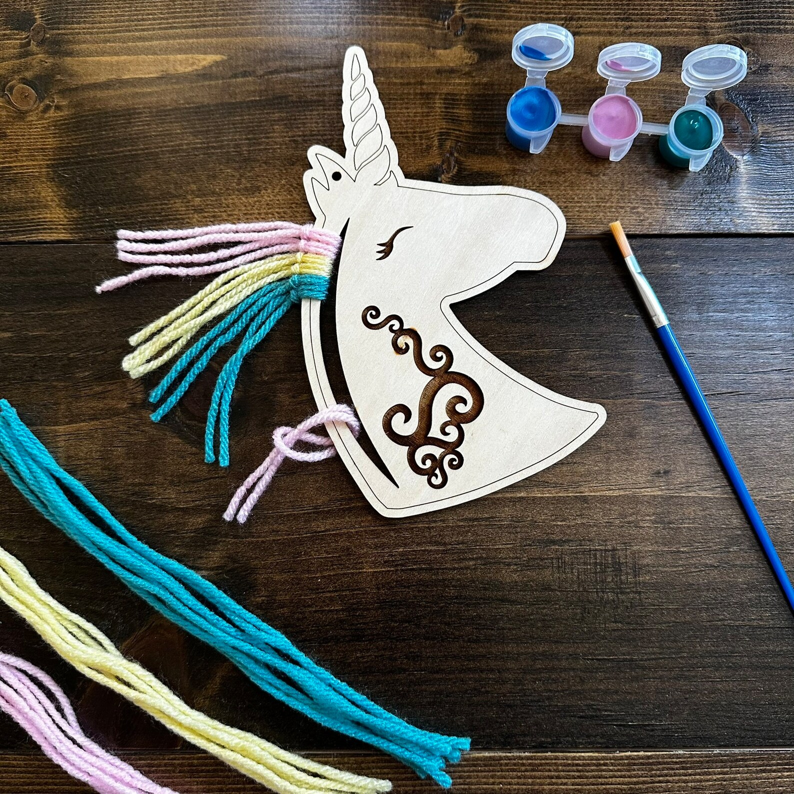 Montessori Craft Kit for Kids: DIY Sewing Yarn Threading and Painting ...