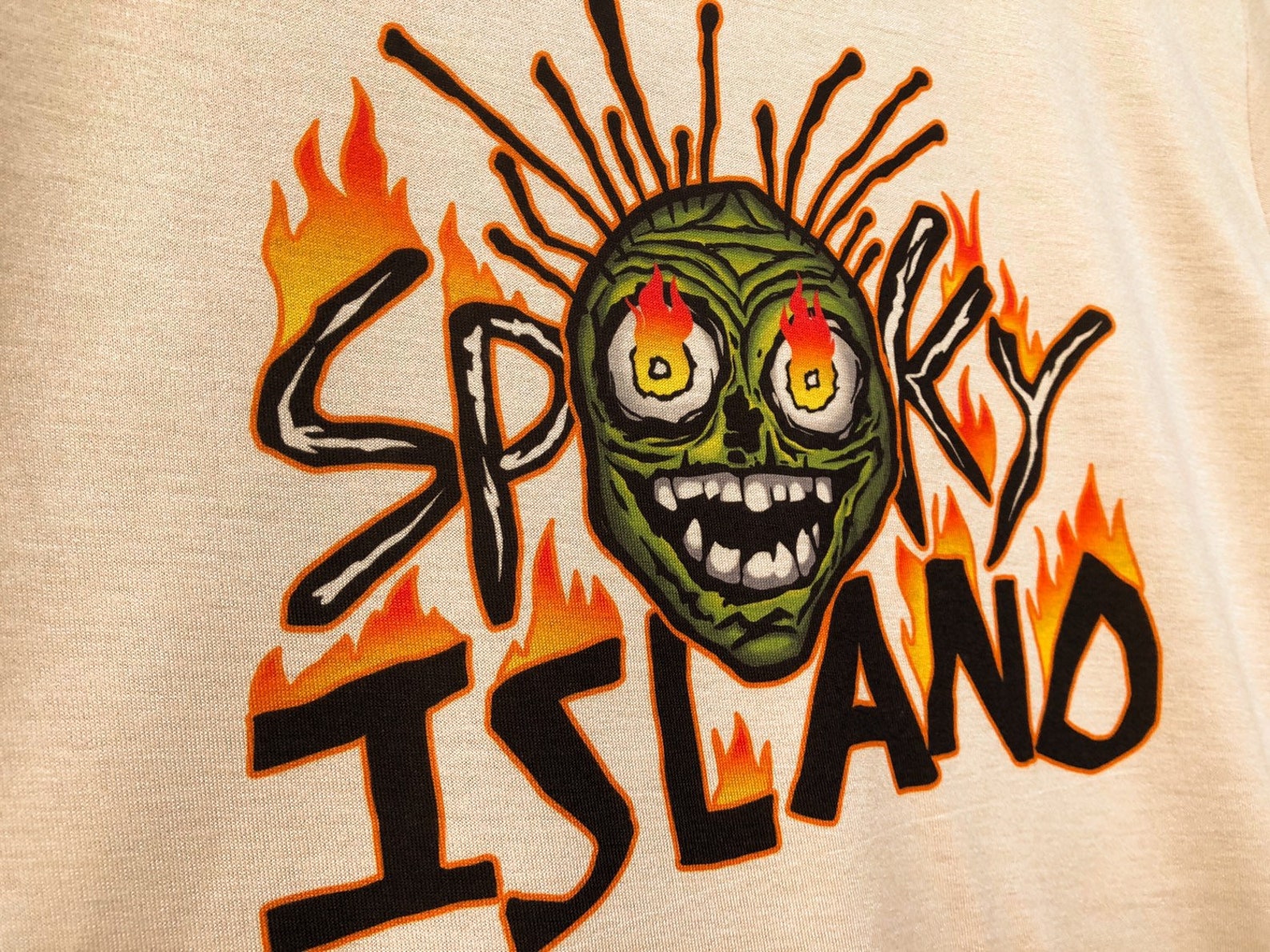 T-shirt inspiré de Spooky Island | Etsy