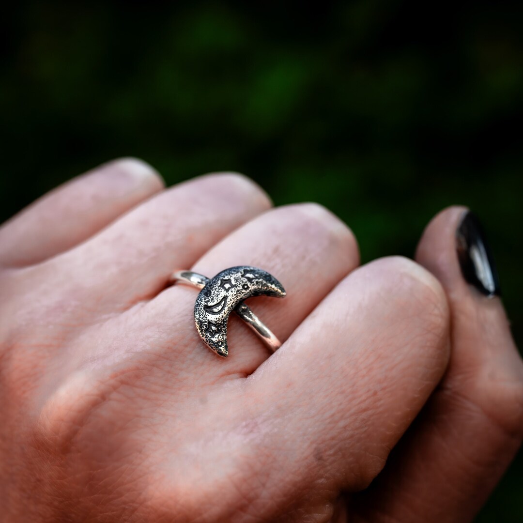 Crescent Moon Ring-handmade Witchy Ring-skolland Jewelry - Etsy