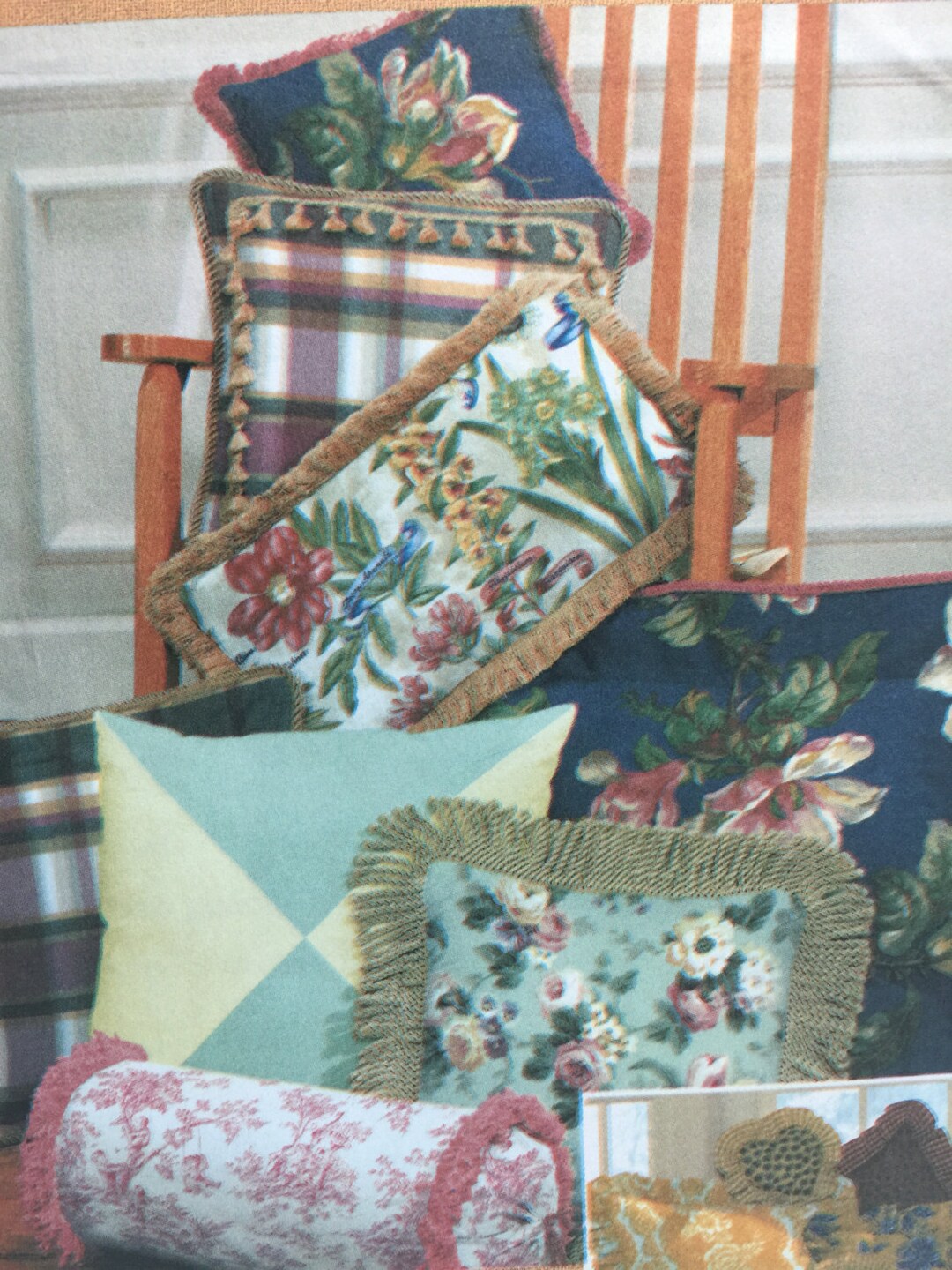 Pillow Sewing Pattern Simplicity 9683 Home Design Your Own Pillows ...