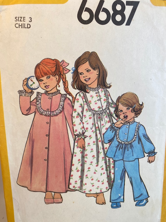 Elastic Waist Loose Fitting 1980s Girl's Robe Nightgown Pajamas Pattern ...