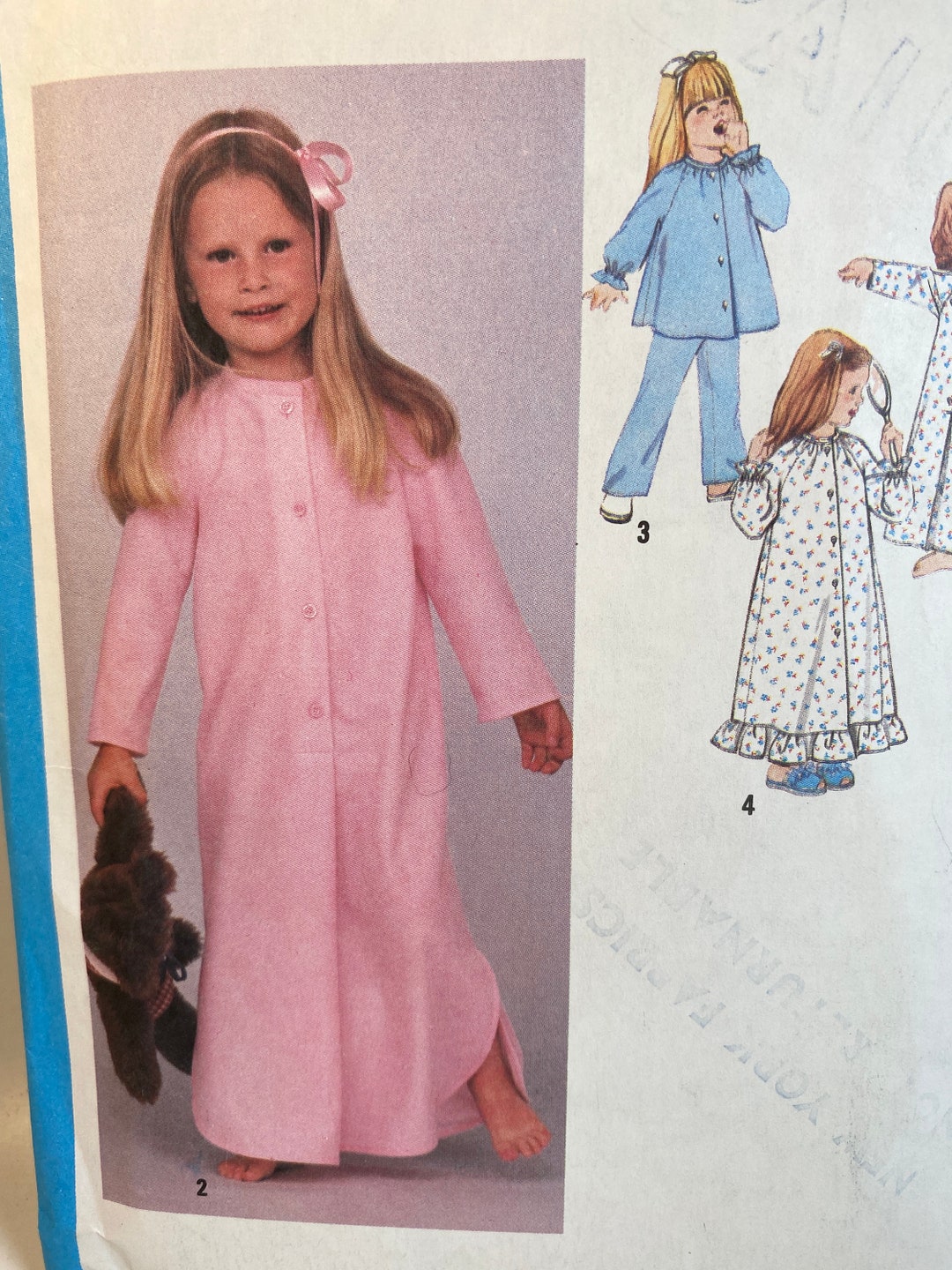 Simplicity 9250 Child's Nightgown Sewing Pattern: 1970s Pajamas & Robe ...