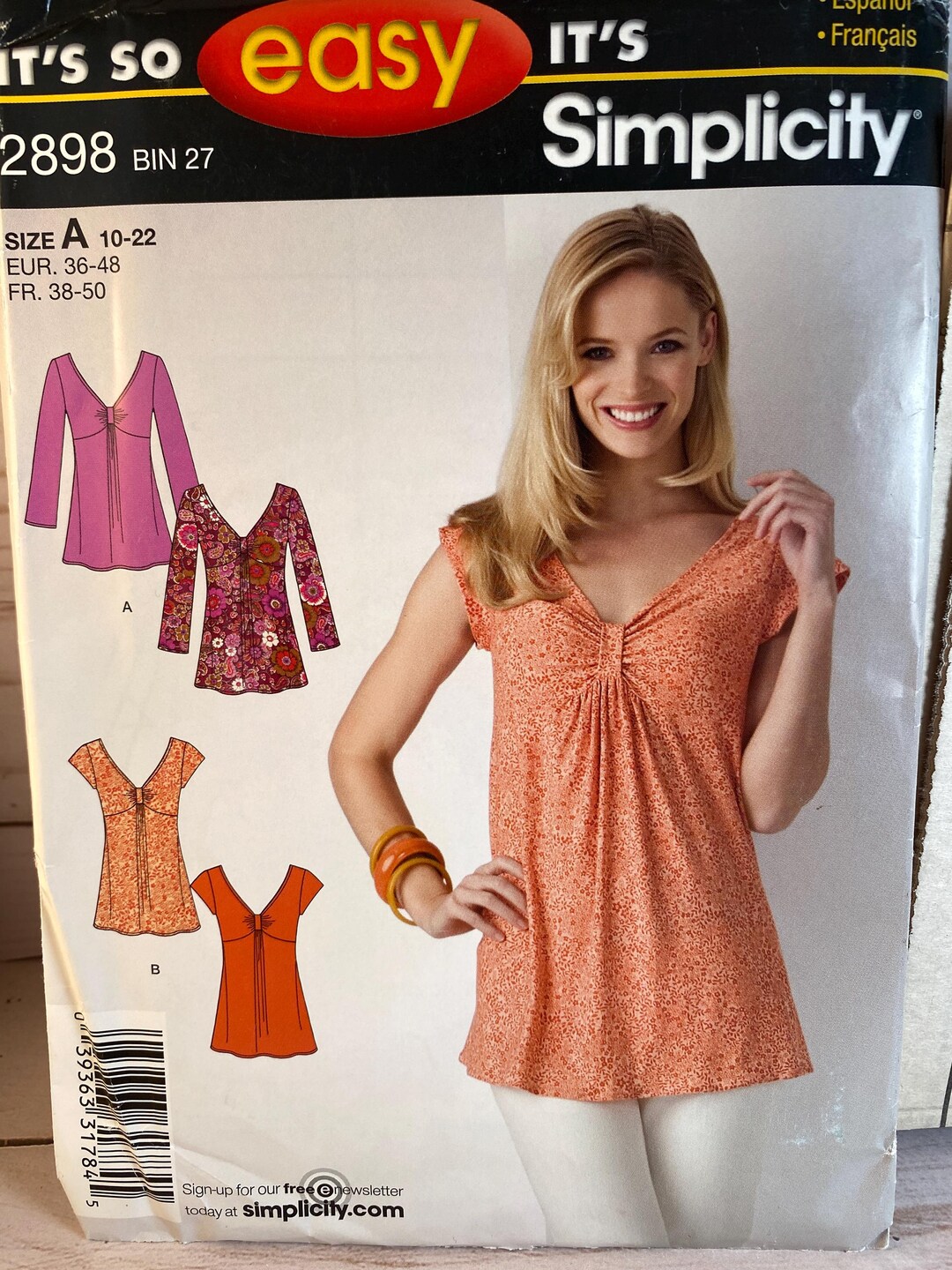 Misses Knit Tunic Top, Gathered Bust, It's so Easy, It's Simplicity ...