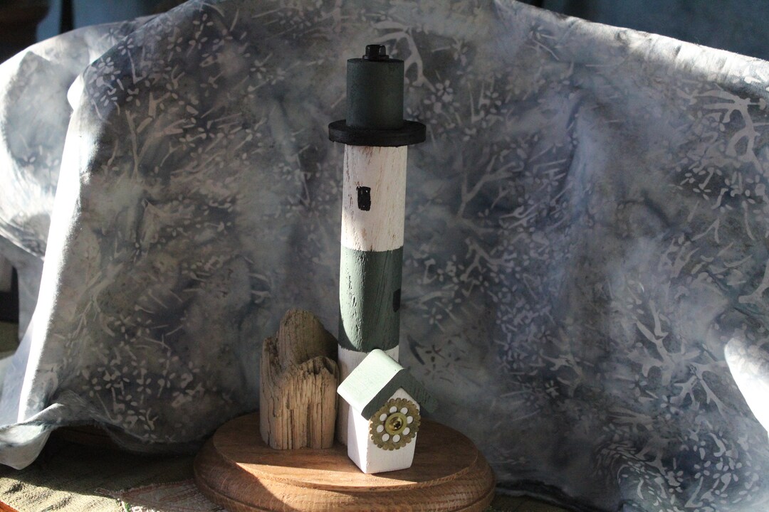 Driftwood With Lighthouse, Handmade Centerpiece or Mantle Decoration - Etsy