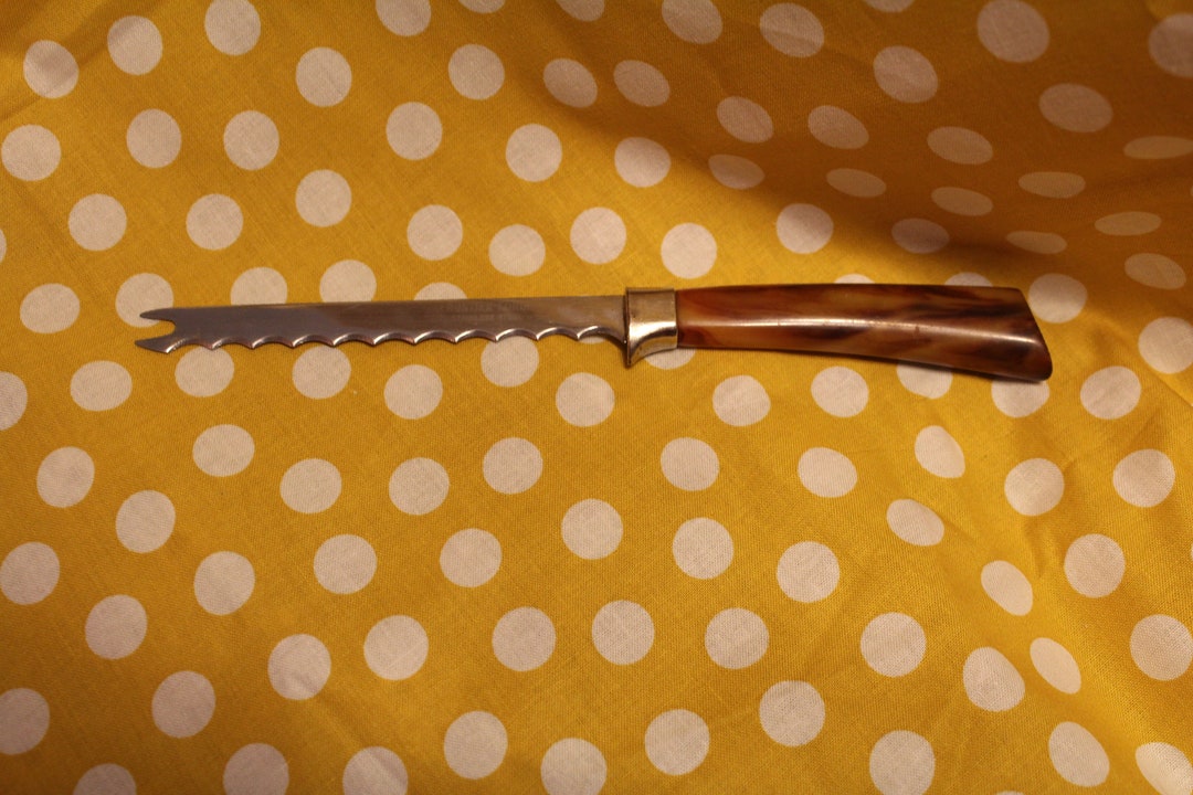 Vintage Bakelite Serrated Cheese Knife, 1950s - Etsy