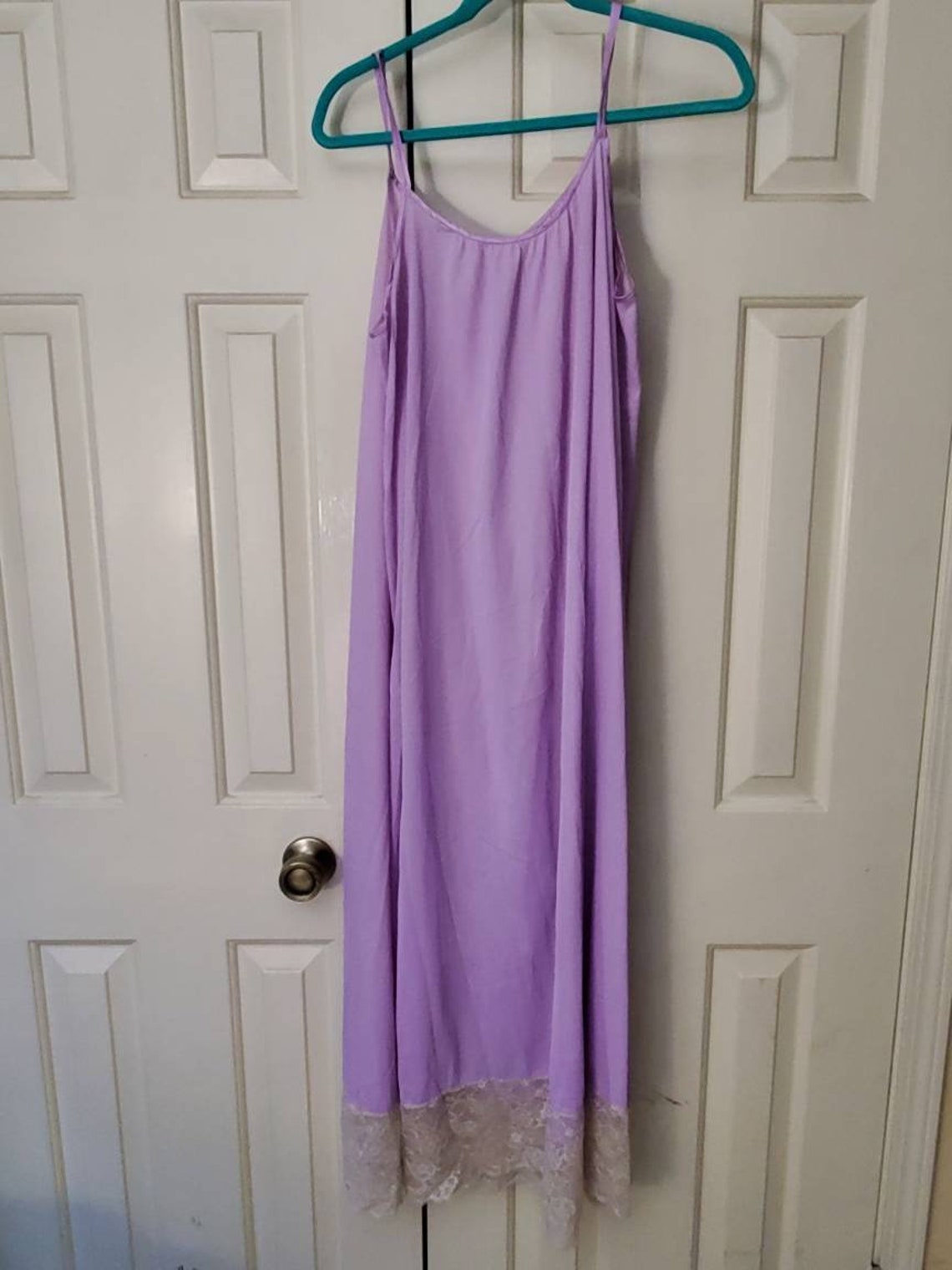 Ladies Negligee/ Peignoir Set Set. Light Purple. Size Small. Long Robe ...