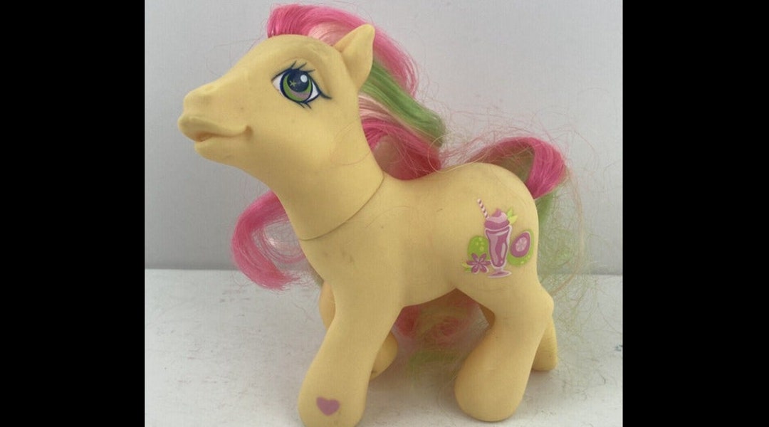 Guava Lava My Little Pony Yellow MLP G3 2004 Smoothie Milkshake Cutie ...