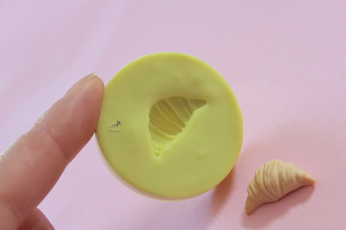 Silicone Mold-Croissant Bread Mold-Fimo-Dollhouse | Etsy