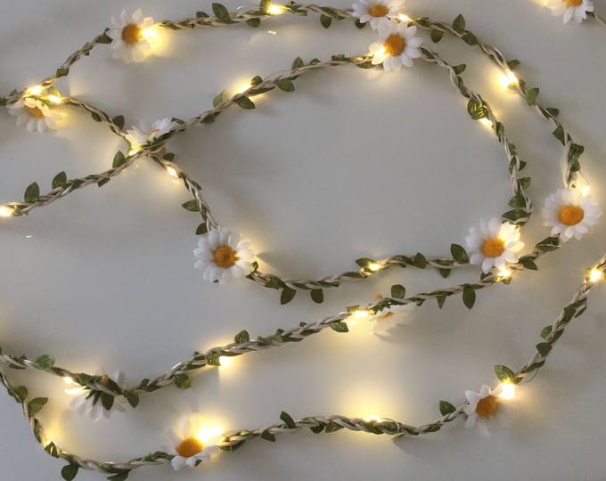 Daisy Garland With Tiny Leaves and Mini Led Lights, Daisy Led Lights ...