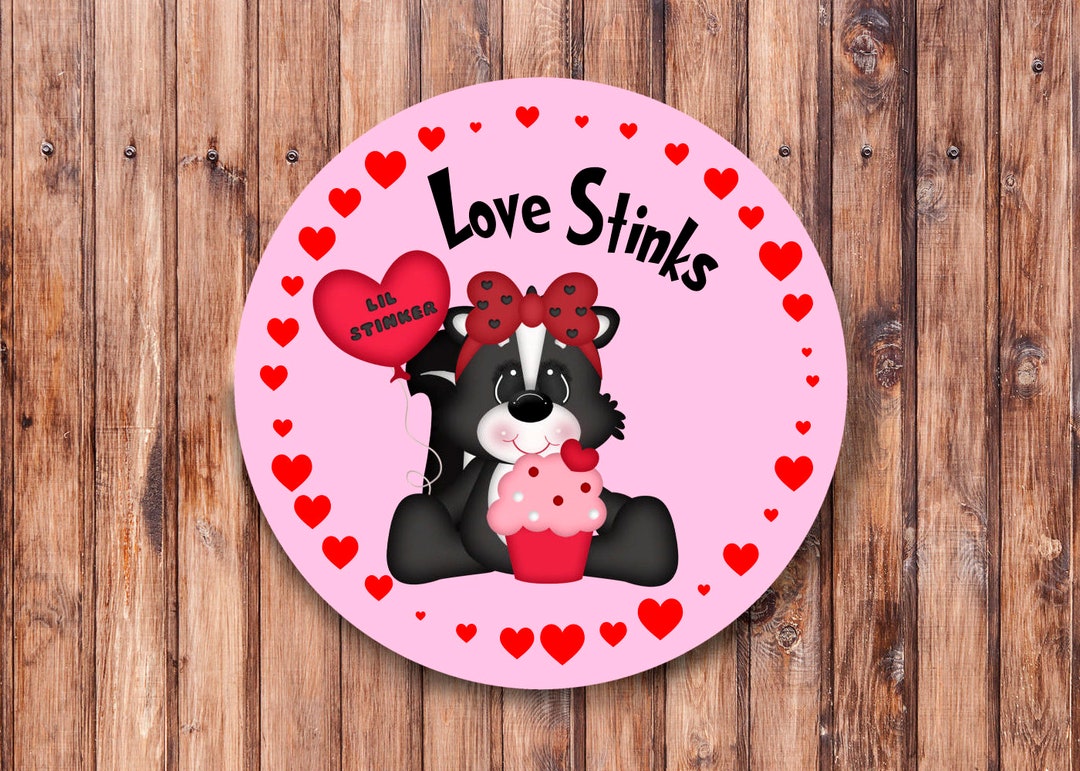 Love Stinks Wreath Sign - Etsy