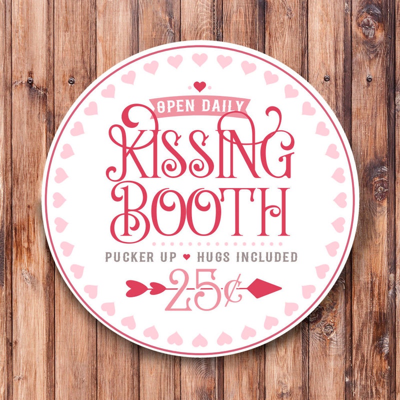 Kissing Booth Sign - Etsy