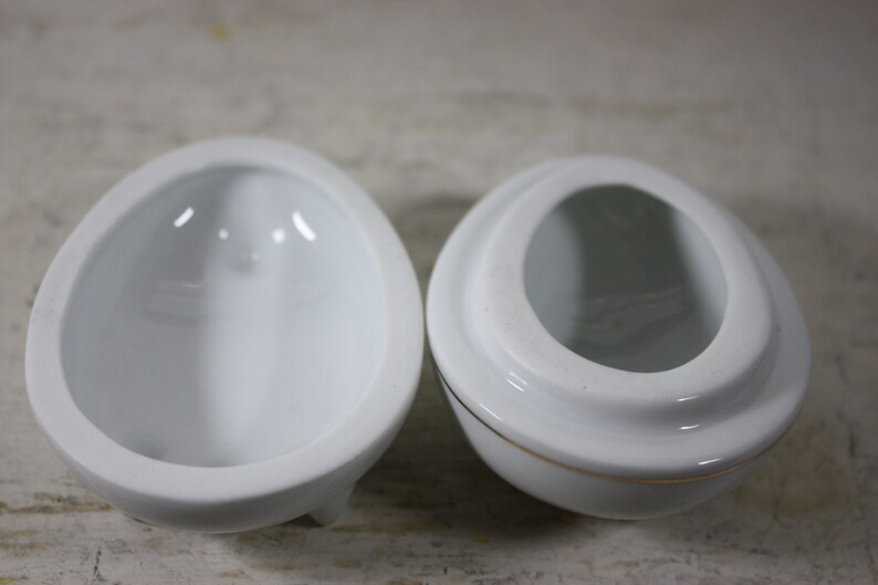 Porcelain Egg, Tiny Talk, WWA Cleveland, Two Piece Egg, Footed Egg ...