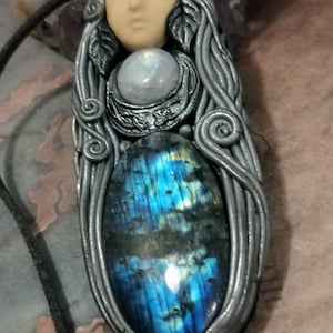 Selene. Triple Moon Goddess Wiccan Necklace. Moonstone Labradorite ...