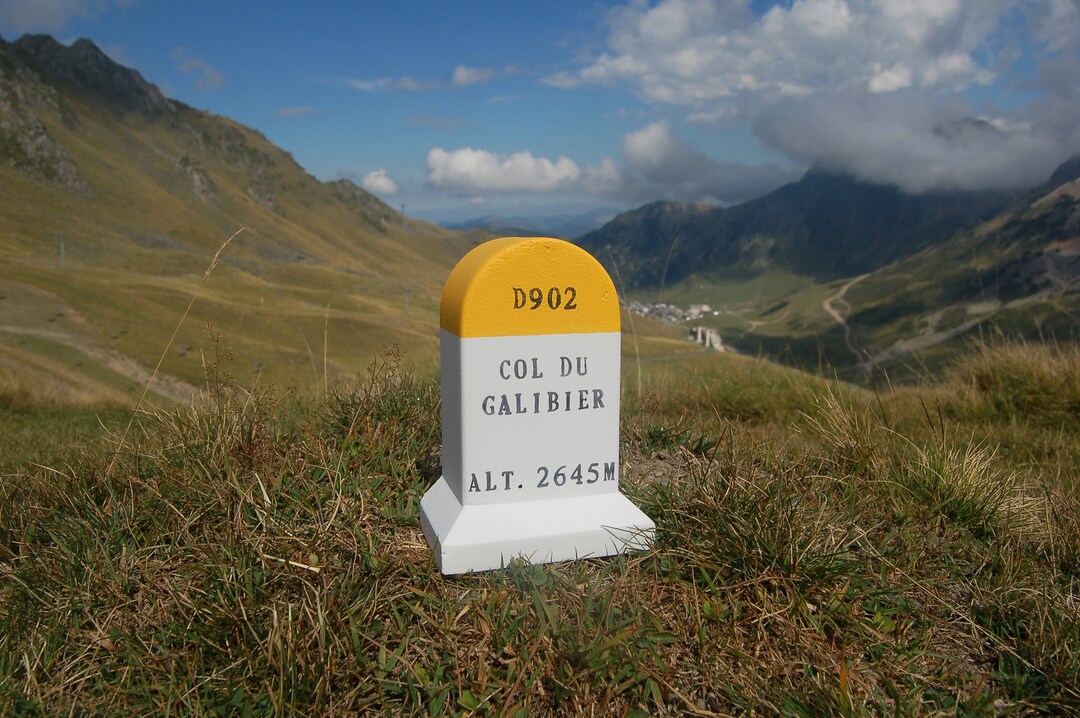 Col Du Galibier 11cm Mini Km Marker - Cycling Souvenir - Tour De France ...