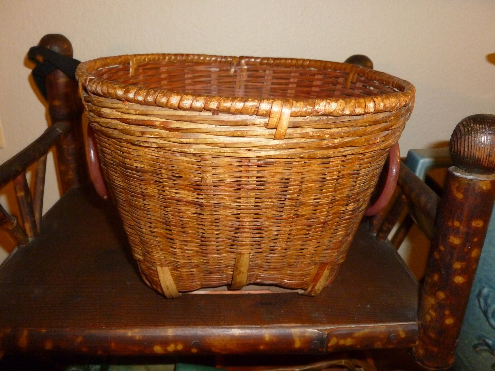 Antique Chinese Basket With Beautiful Rose Colored Peking Glass Ring ...