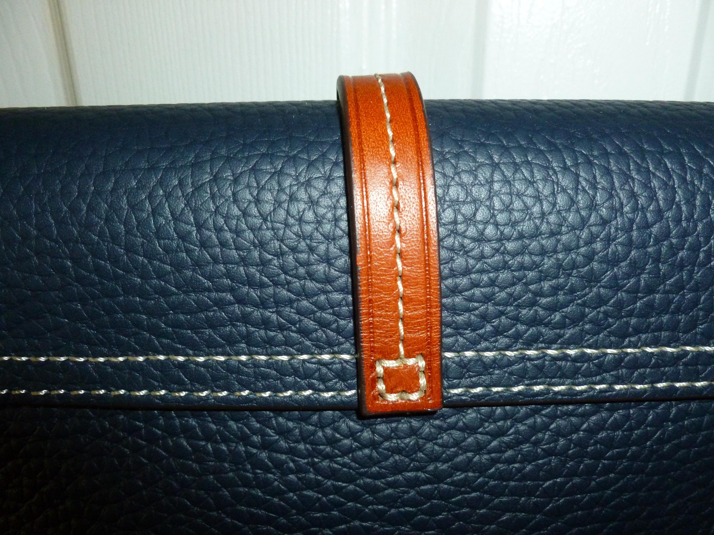 A Dooney and Bourke Blue Pebbled Leather Saddle Bag Purse / Cross Body ...