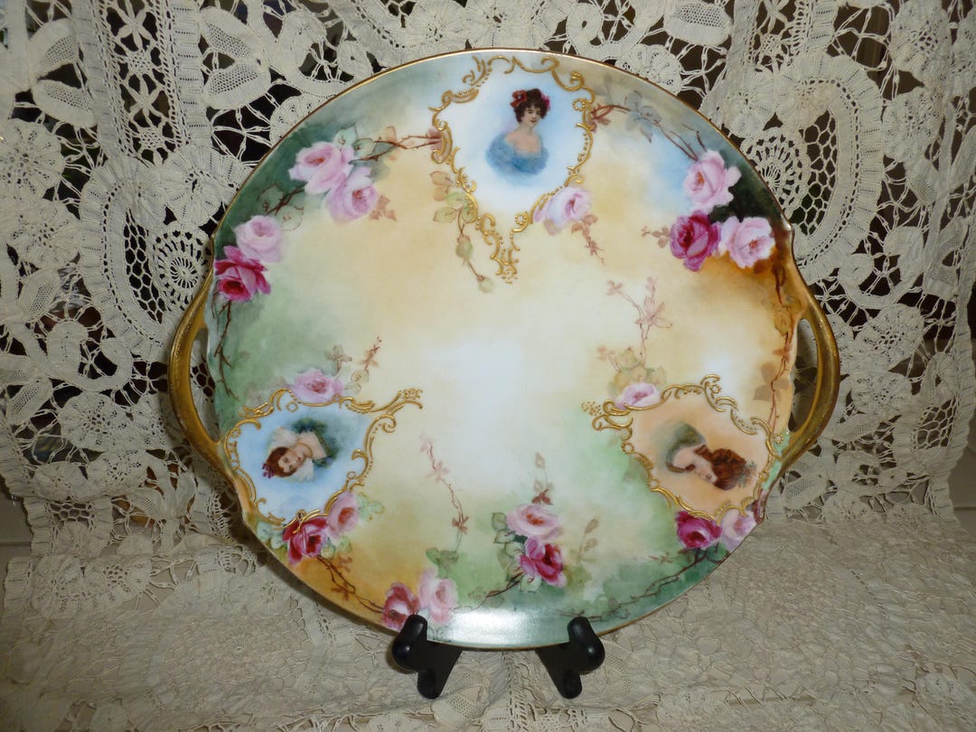 A Beautiful Vintage Time Worn Hand Painted Porcelain Decorative Plate ...