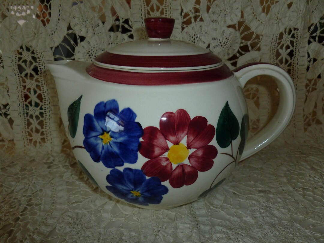 A Vintage "linda" Teapot With Lid / Vernon Kilns USA / 1940's / Hand ...
