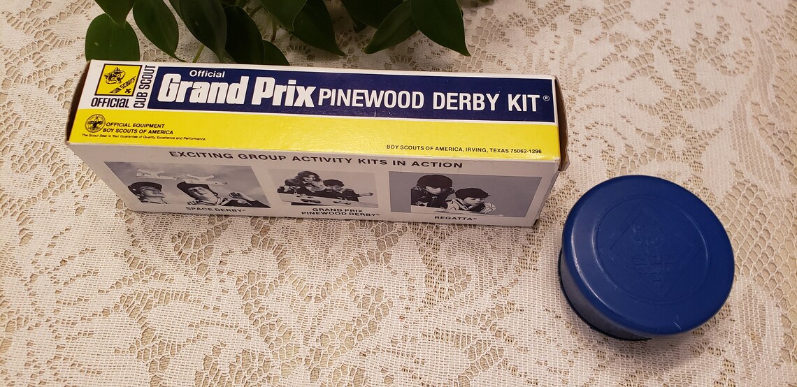 Vintage Cub Scouts Plastic Collapsible Cup and Vintage Pinewood Derby ...