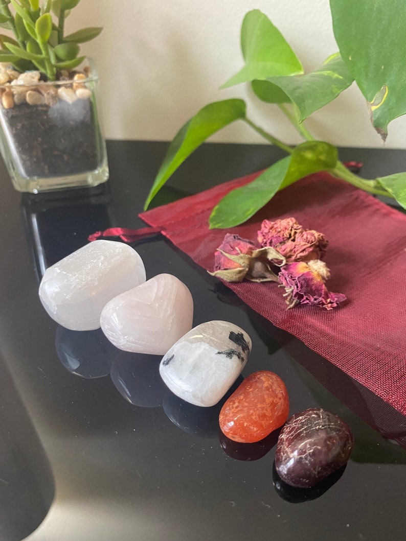 Goddess Crystal Set - Crystals for Divine Feminine Energy - Etsy