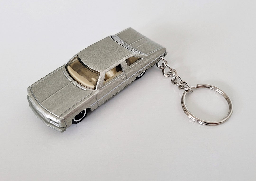 1975 Chevy Caprice - Matchbox Diecast Car Keychain - Etsy