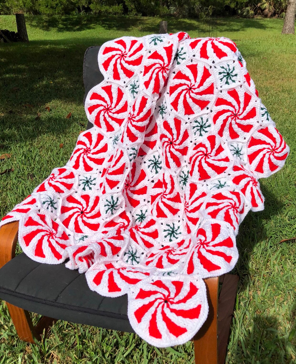 Holiday Peppermint Throw *FREE SHIPPING* - Etsy