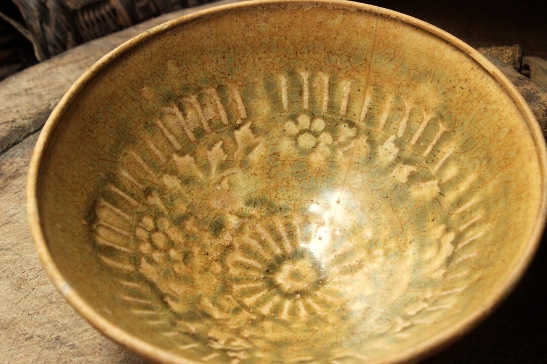 Ly Tran Dynasty 12th-14th Century Bowl Olive Green Mustard Glaze ...