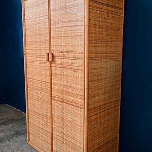 Armoire ou penderie en rotin et bois vintage shabby chic et bohème ...