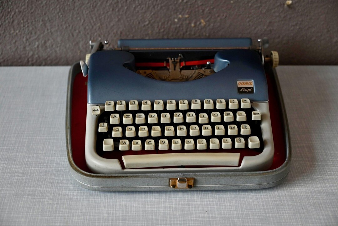 Old and Fun Vintage Blue Japy Script Typewriter - Etsy UK
