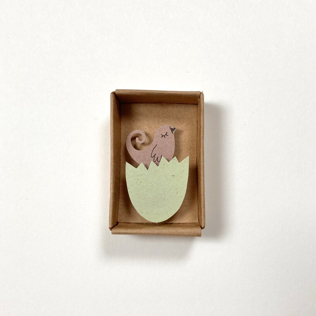 Matchbox Portrait mr. Bird in the Easter Egg Easter Decoration / Easter ...