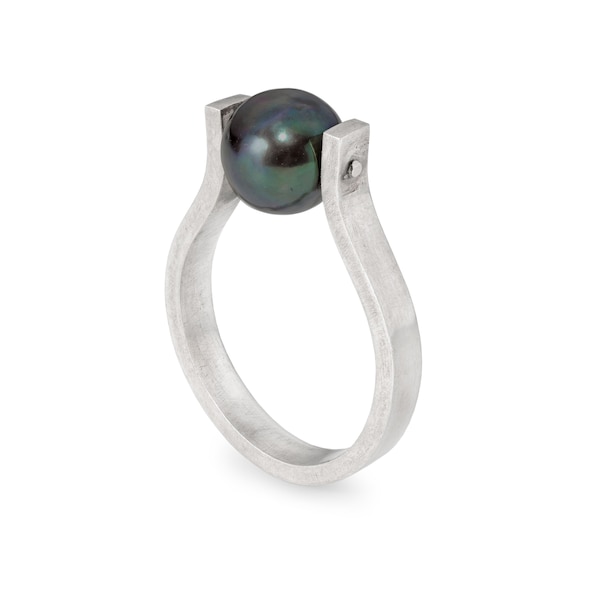 Single Pearl Ring - Etsy