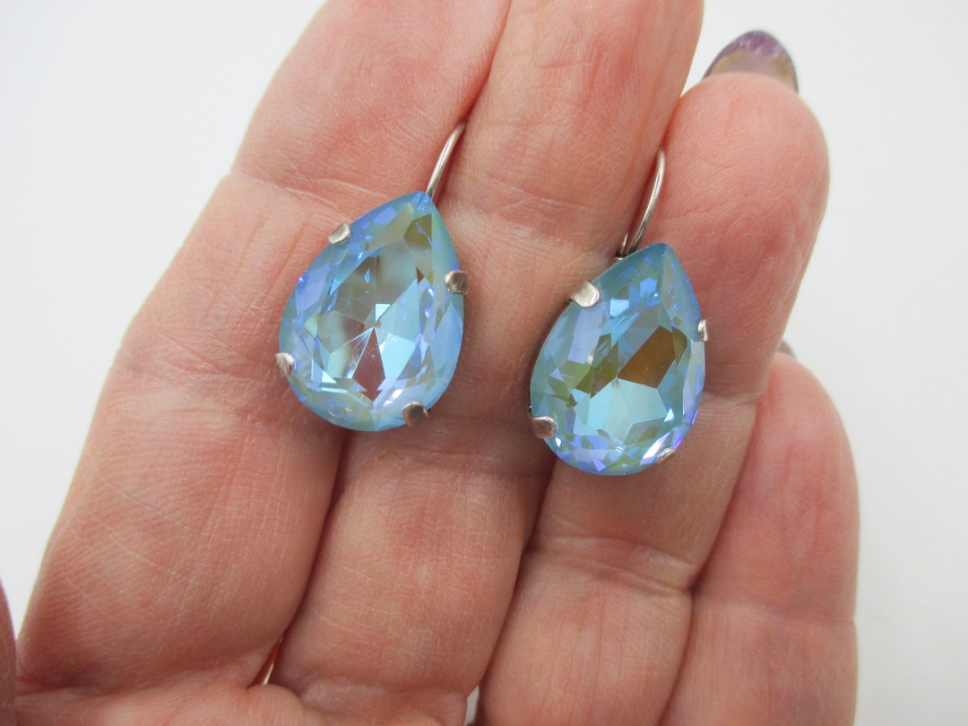 SWEET SUMMERTIME 18x13 Crystal Pear Drops, Large Blue Pear Shaped Drop ...