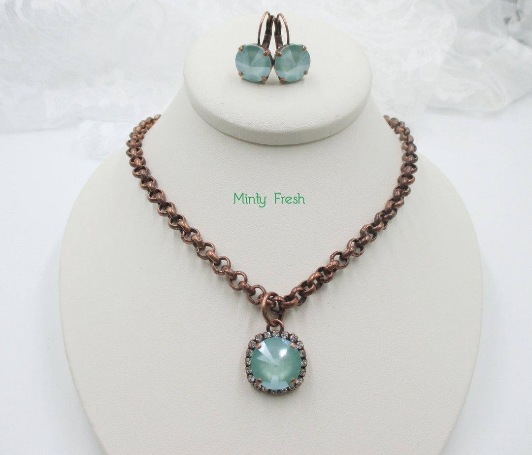ONE-STONE NECKLACE ~ 14mm Single Stone Necklace, Mint Green, Matching ...