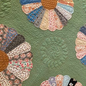 Full Finished Quilt Vintage Dresden Plate With Borders 69X 83 - Etsy