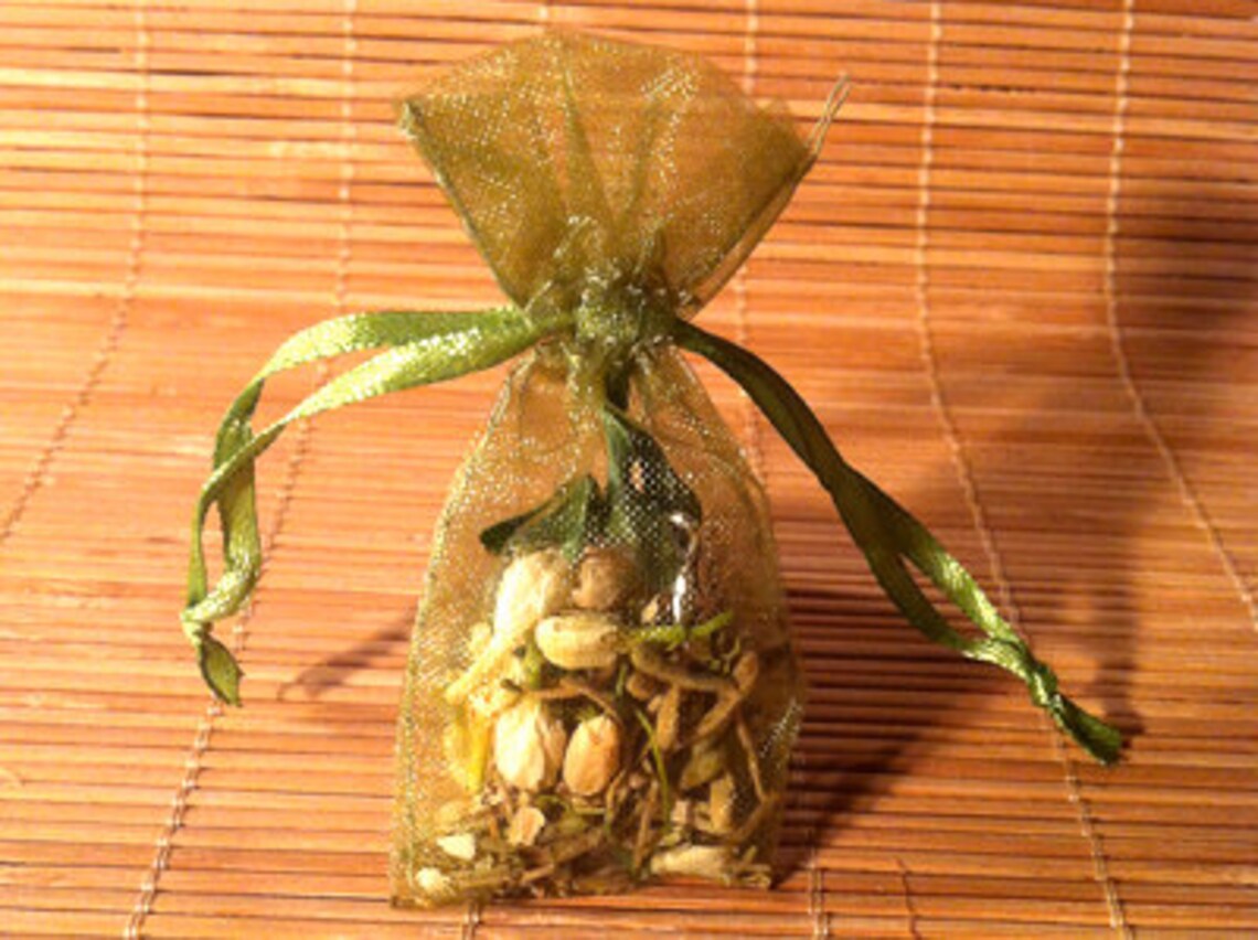 Luck and Wealth Putsi - Etsy