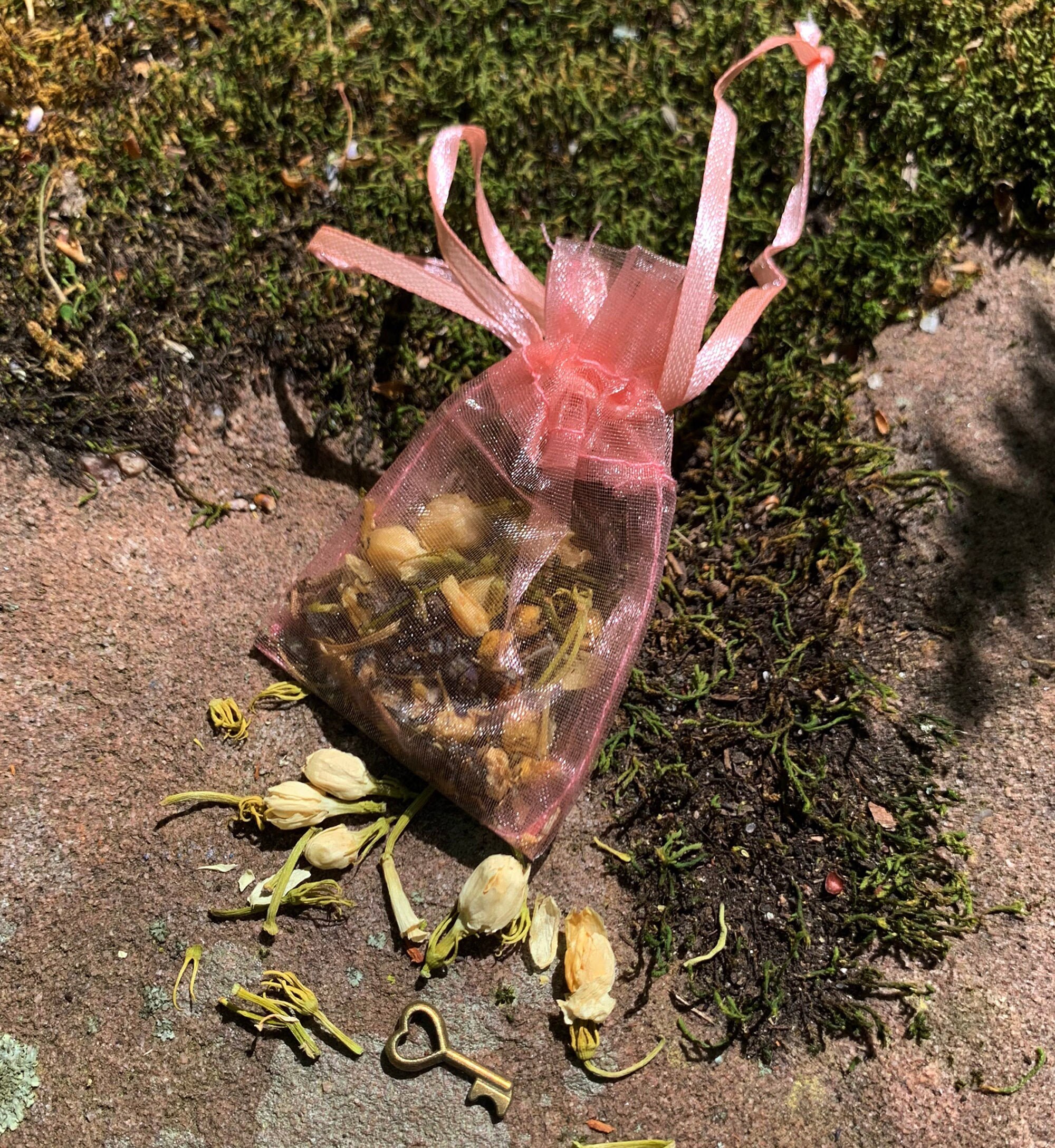 Love Charm Traditional Putsi Bag - Etsy