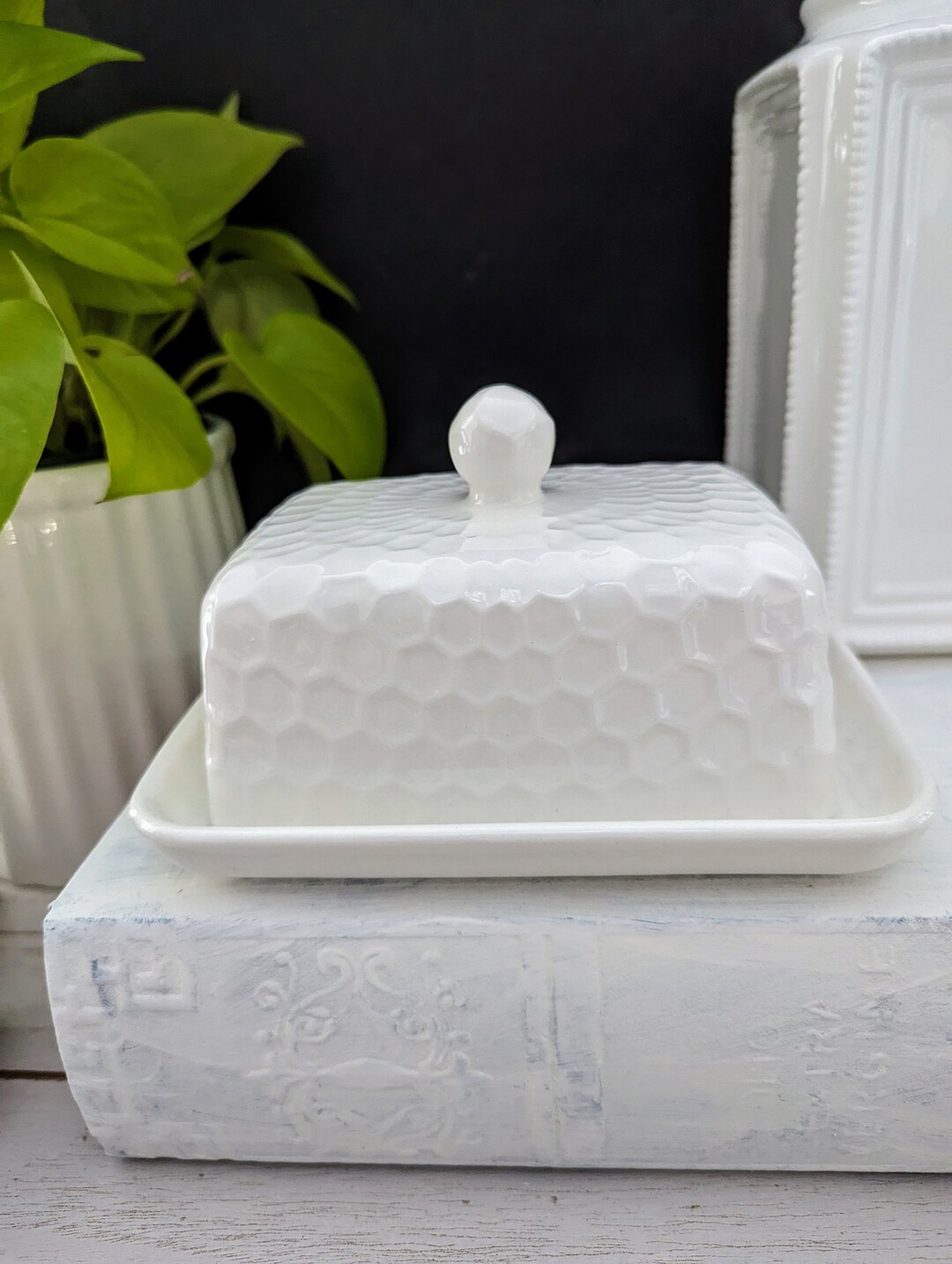THL White Covered Butter Dish , Honeycomb Butter Dish , Farmhouse ...