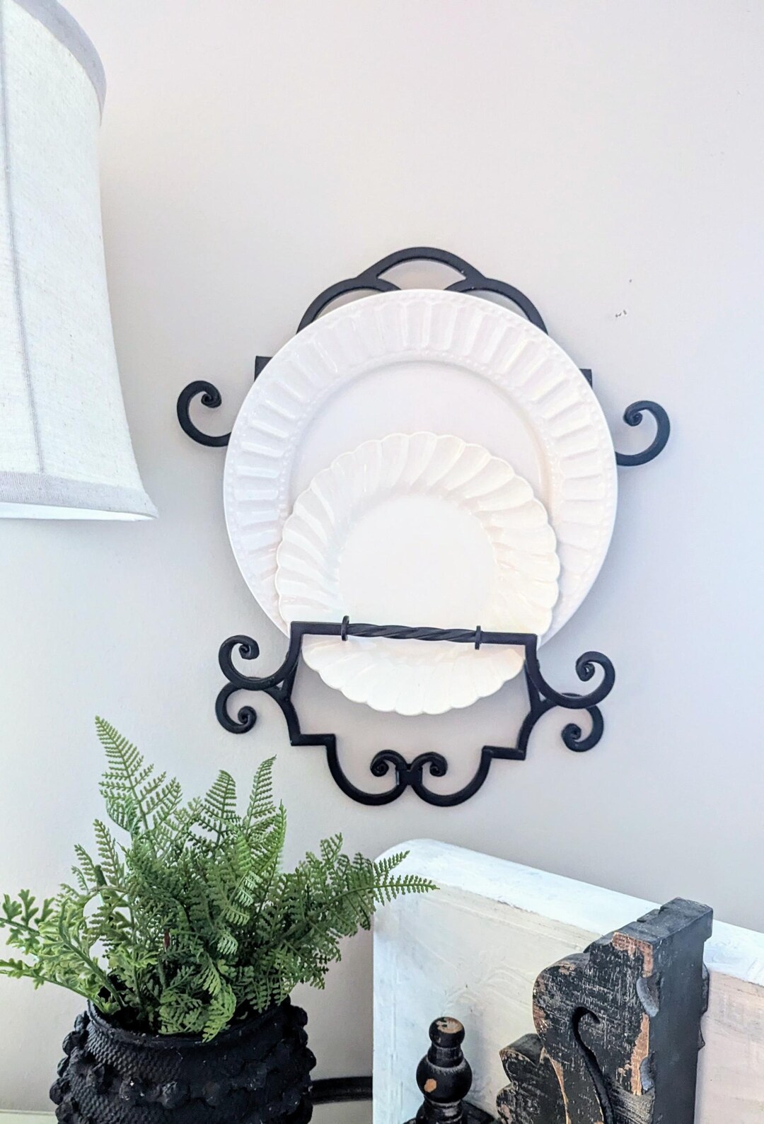 Black Wall Plate Holder Metal , Scrolled Wall Mounted Platter Rack , 16 ...
