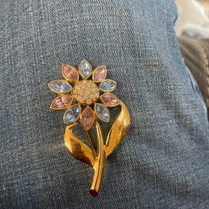 Vintage Avon Flower Pin/brooch 1997 - Etsy